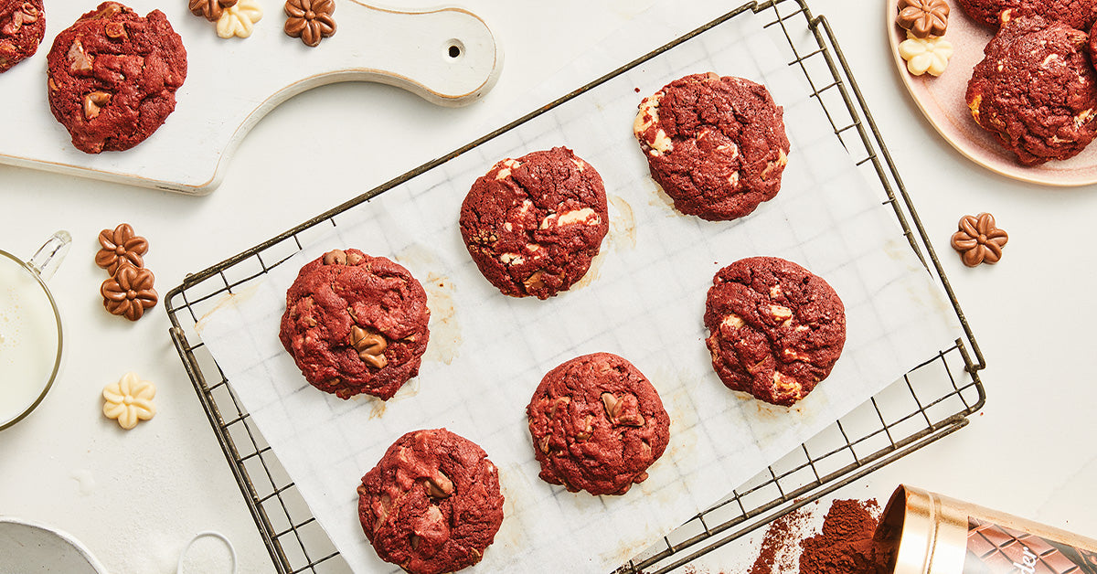 Recipe: Red Velvet Cookies – Sarris Candies